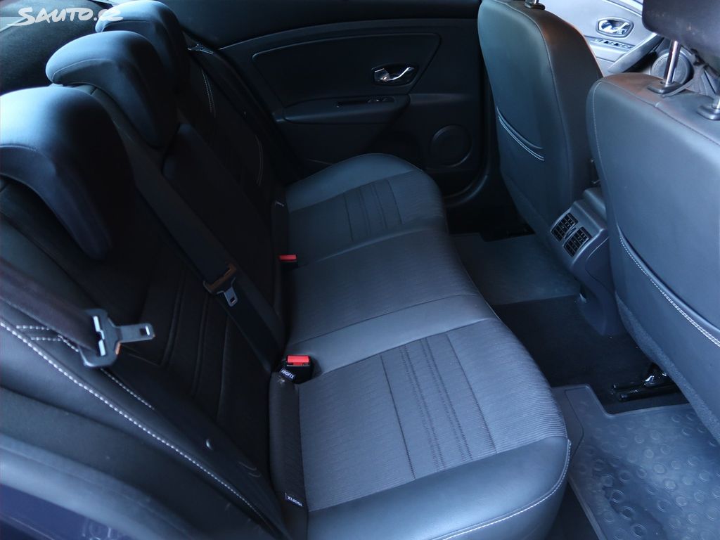 Renault Fluence 1.6 16V, NOVÁ CENA, ČR,1.maj | Sauto.cz