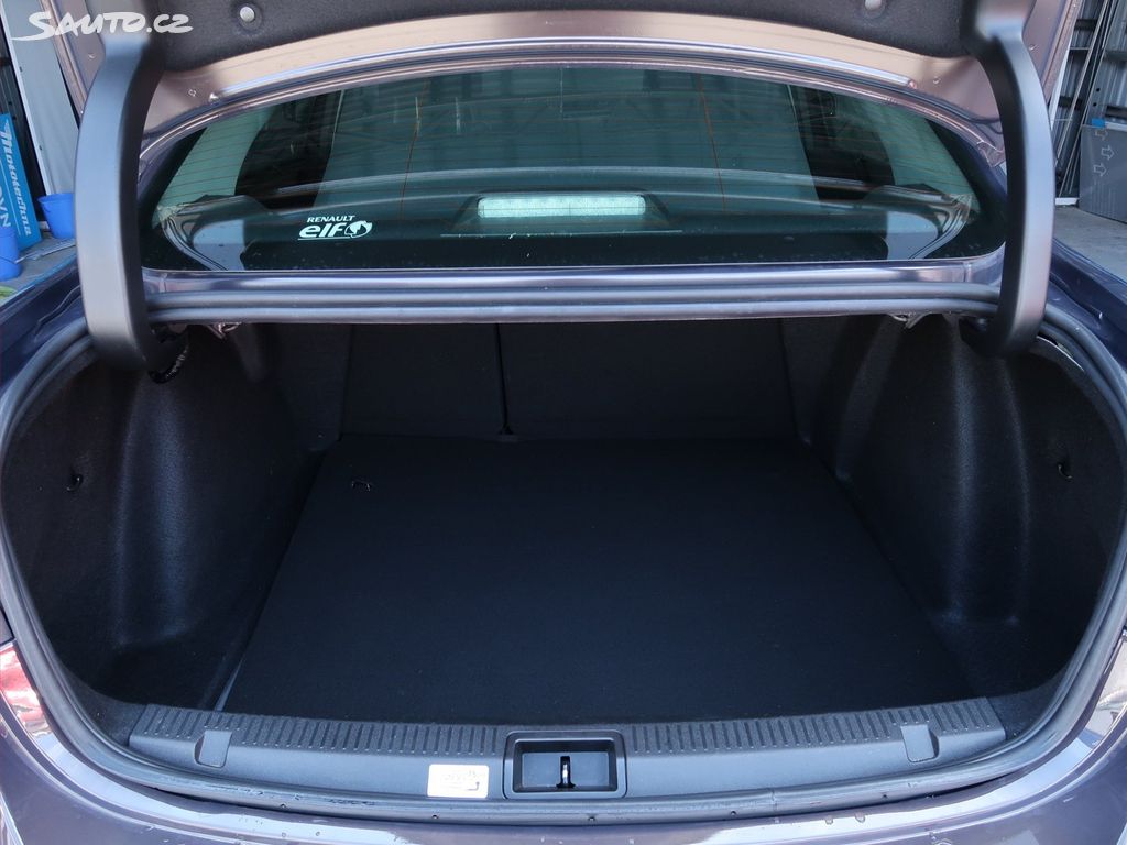 Renault Fluence 1.6 16V, NOVÁ CENA, ČR,1.maj | Sauto.cz