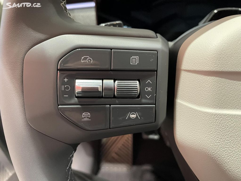 Kia EV3 GT-LINE 4x2 150kW/81kWh*DRIVE* | Sauto.cz