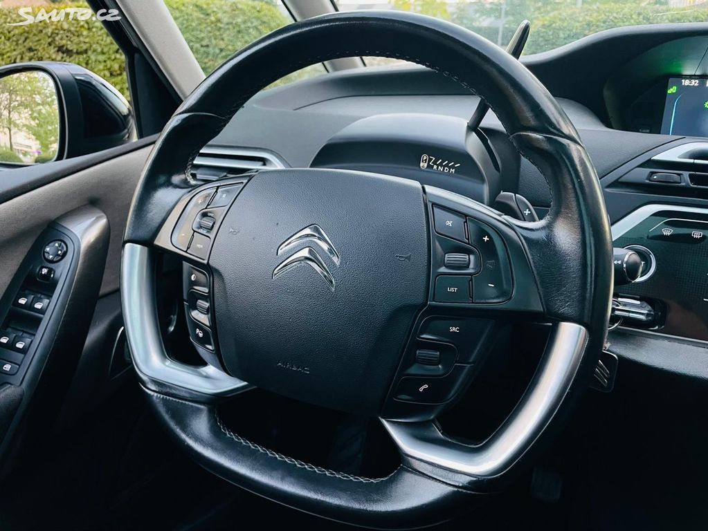 Citroën Grand C4 Picasso 2.0HDi AUT 7MÍST KAMERY TAŽNÉ | Sauto.cz