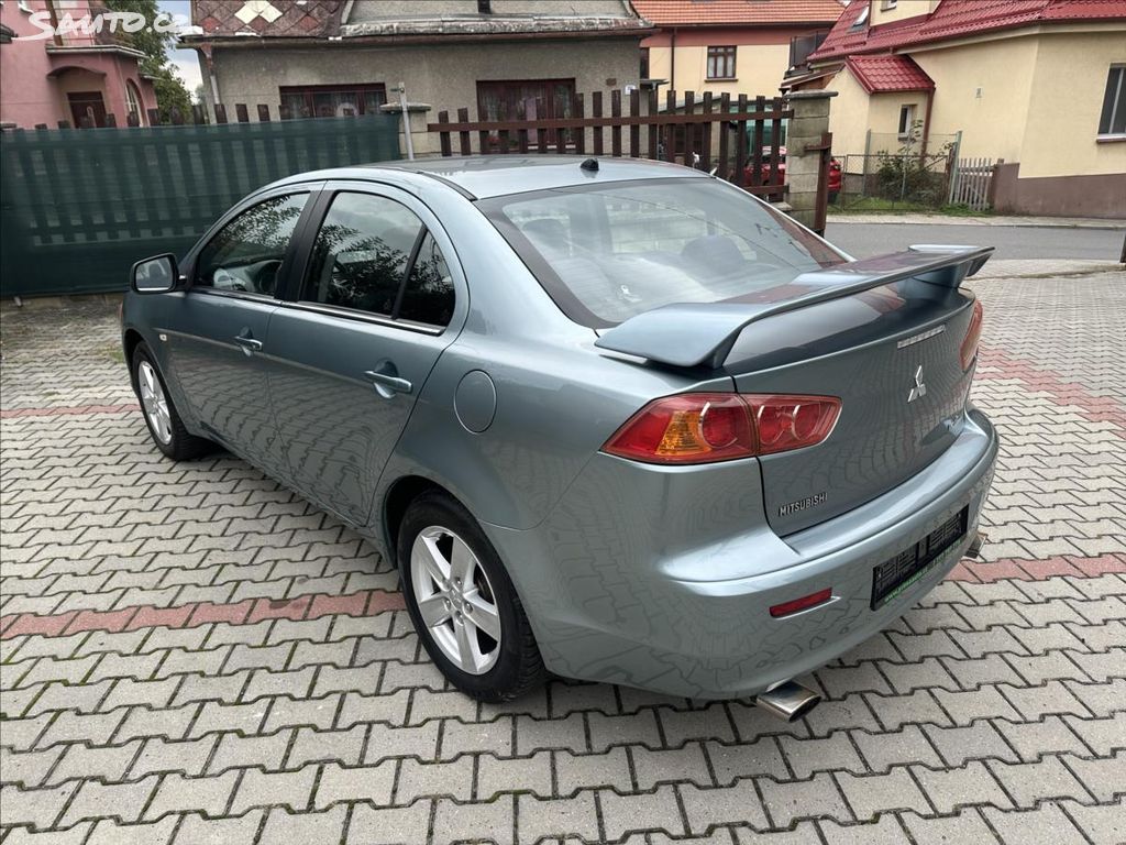 Mitsubishi Lancer 1,8 AUTOMAT TOP | Sauto.cz