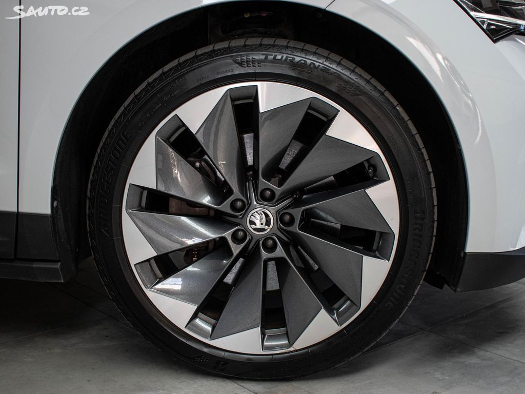 Škoda Enyaq iV 82kWh 4x4 LOFT*TAŽNÉ*DPH*ČR 1M | Sauto.cz