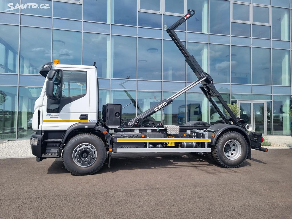 Iveco Eurocargo 180E28 KONTEJNER 10T BÍLÁ | Sauto.cz