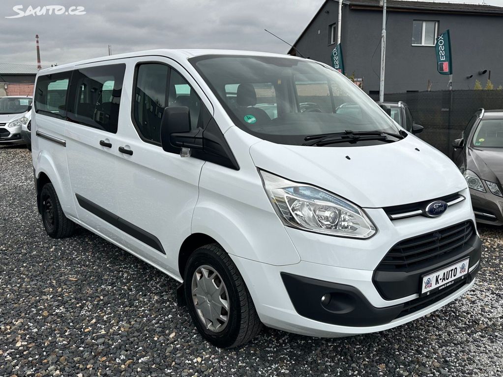 Ford Transit Custom 2.2TDCI 92kW *L2*9míst* | Sauto.cz