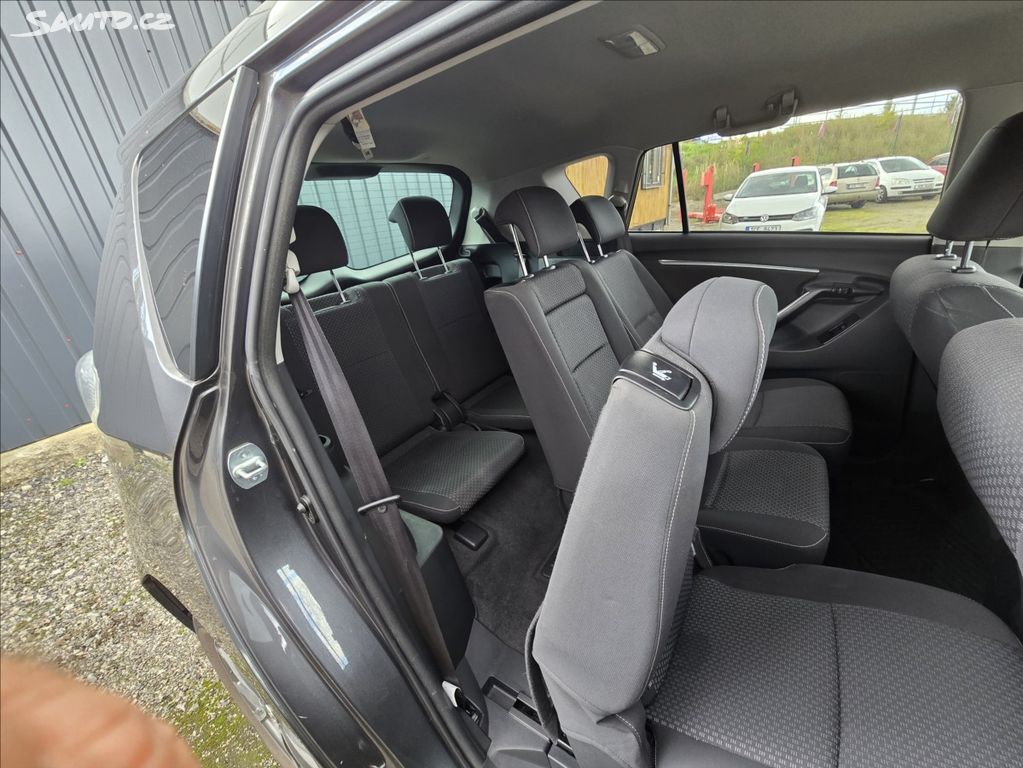 Toyota Verso 1,6 Valve Matic 7 míst ,1 maj. | Sauto.cz