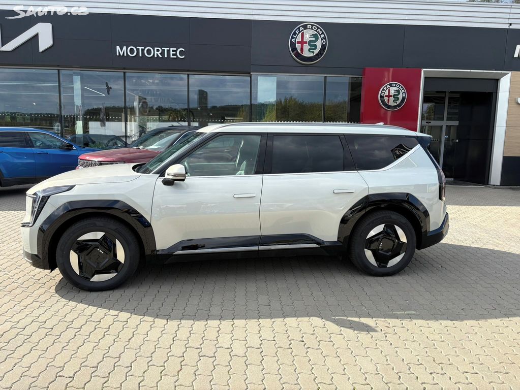 Kia EV9 4x4 EARTH 283 KW + 99,8 KWH | Sauto.cz