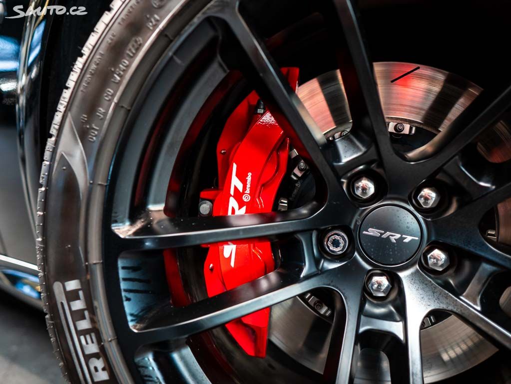 Dodge Charger 6.2 SRT Hellcat GRAIL výfuk | Sauto.cz