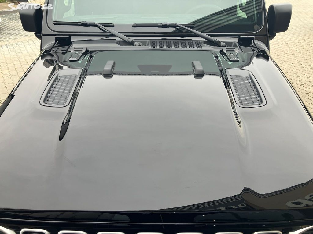 Jeep Wrangler 2.0T 272k Sahara 8AT. | Sauto.cz