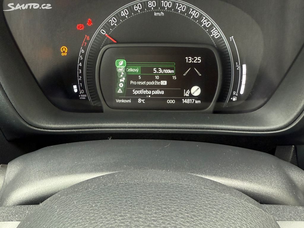 Toyota Aygo 1,0i Style Tech, Navi | Sauto.cz