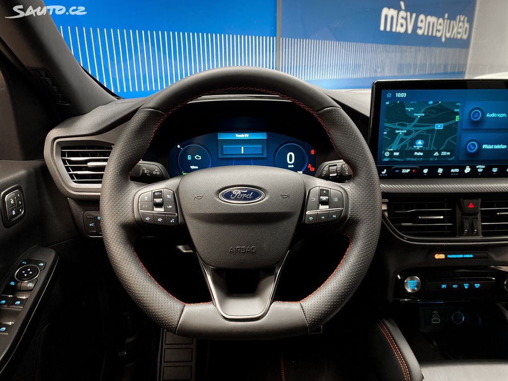 Ford Kuga 2.5 Duratec PHEV, ST-Line X | Sauto.cz