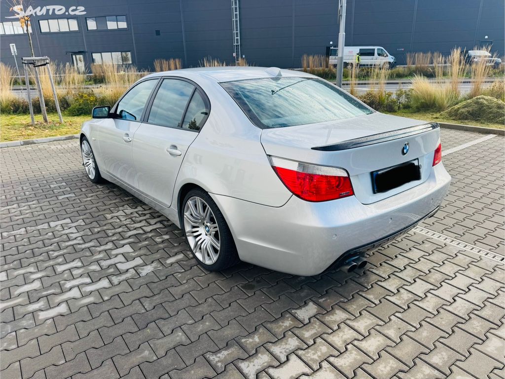 BMW Řada 5 E60 550i | Sauto.cz