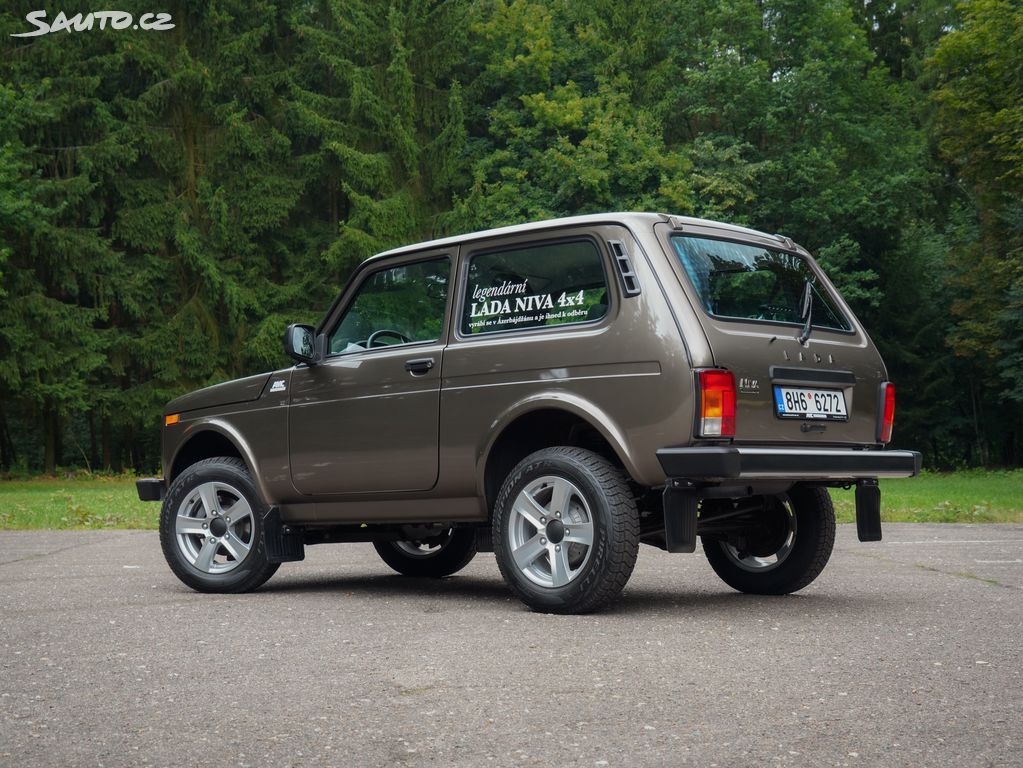 Lada Niva Legend (LUX) A/C 4x4 | Sauto.cz