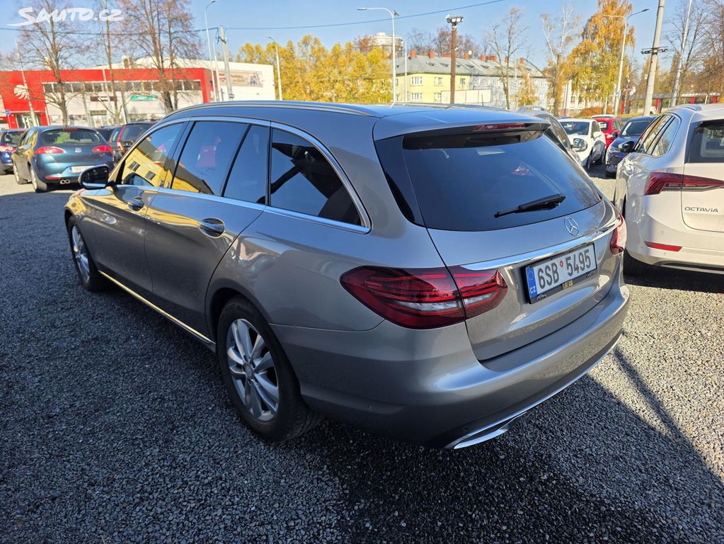 Mercedes-Benz Třídy C 220CDI Avantgarde Led Burmaste | Sauto.cz