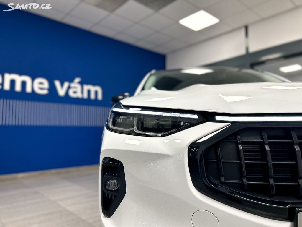 Ford Kuga 2.5 Duratec PHEV, Active X | Sauto.cz