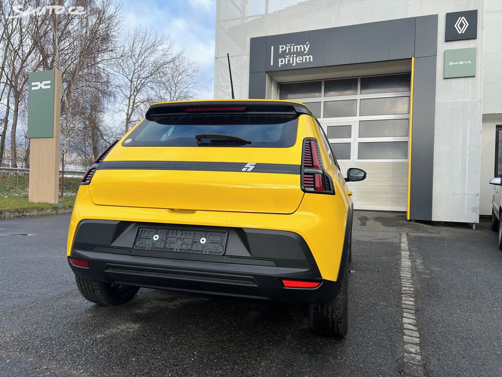 Renault R5 Evolution 120 k urban range | Sauto.cz