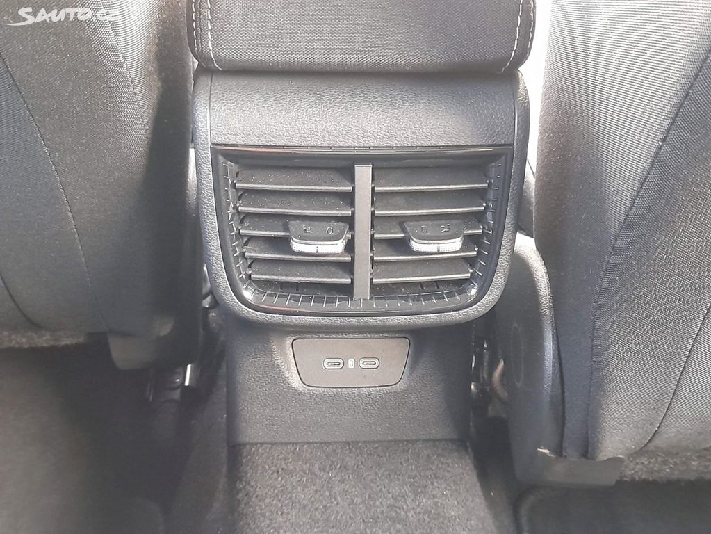 Škoda Fabia Top Selection 1.0TSI 85kW 7AP | Sauto.cz