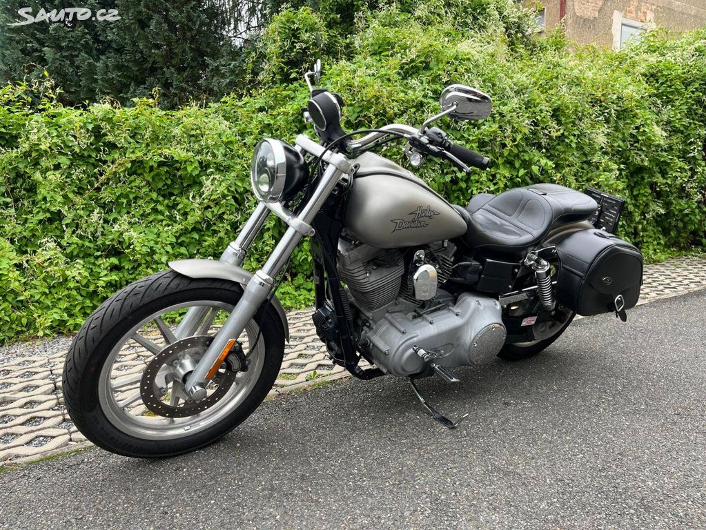 Harley-Davidson Dyna Super Glide FXD | Sauto.cz