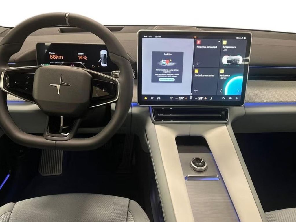 Polestar 4 Long Range Single Motor / HUD | Sauto.cz