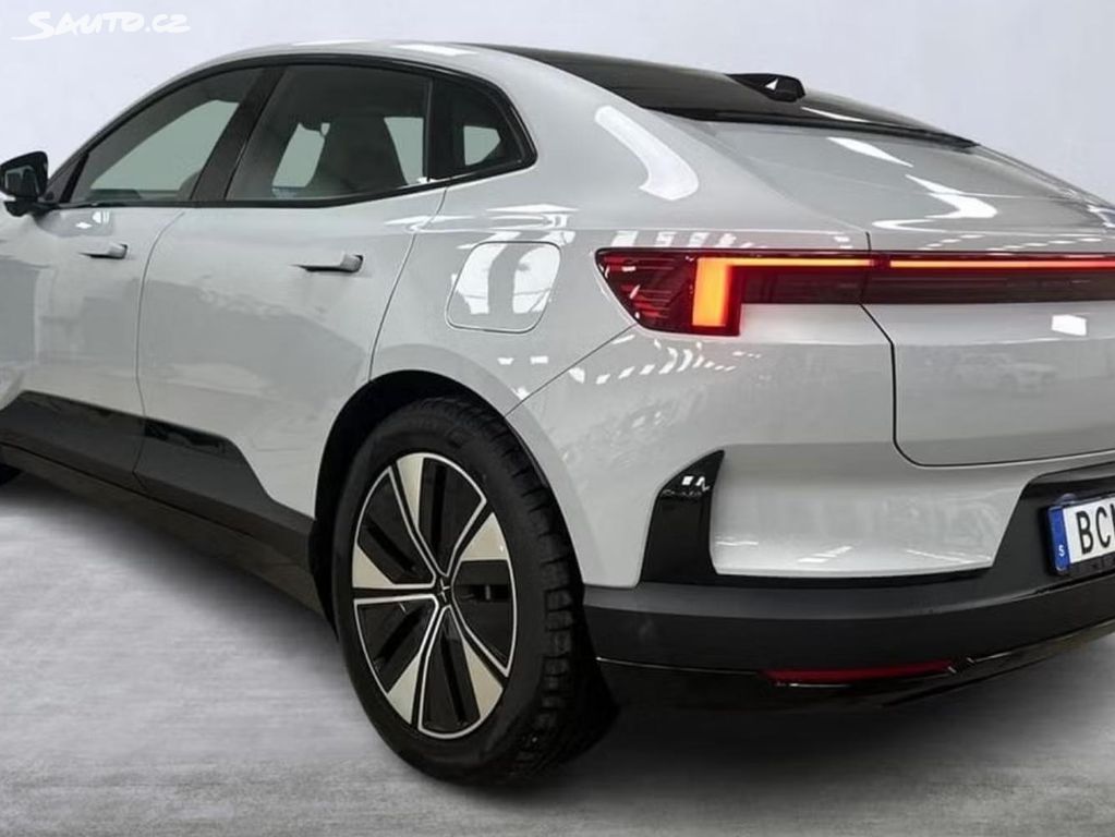 Polestar 4 Long Range Single Motor / HUD | Sauto.cz