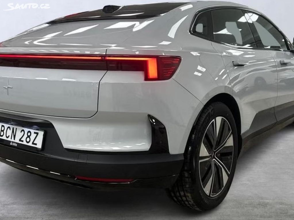 Polestar 4 Long Range Single Motor / HUD | Sauto.cz