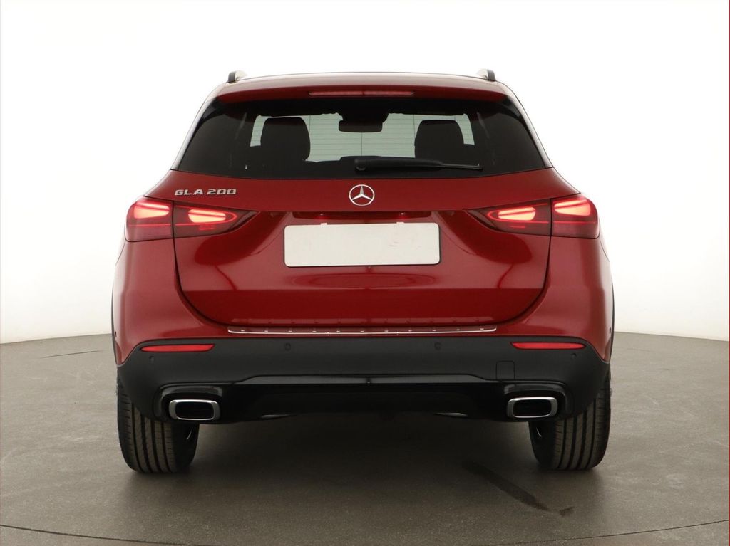 Mercedes-Benz GLA 200, Progressive | Sauto.cz