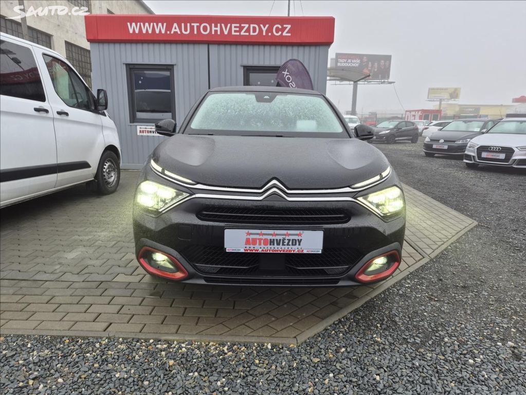 Citroën ë-C4 100kW SHINE TOP PPŘÍPRAVUJEME | Sauto.cz