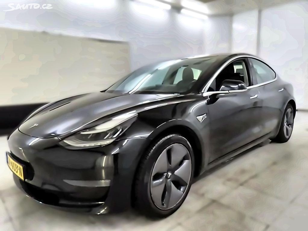 Tesla Model 3 Long Range 4x4 Odpočet | Sauto.cz