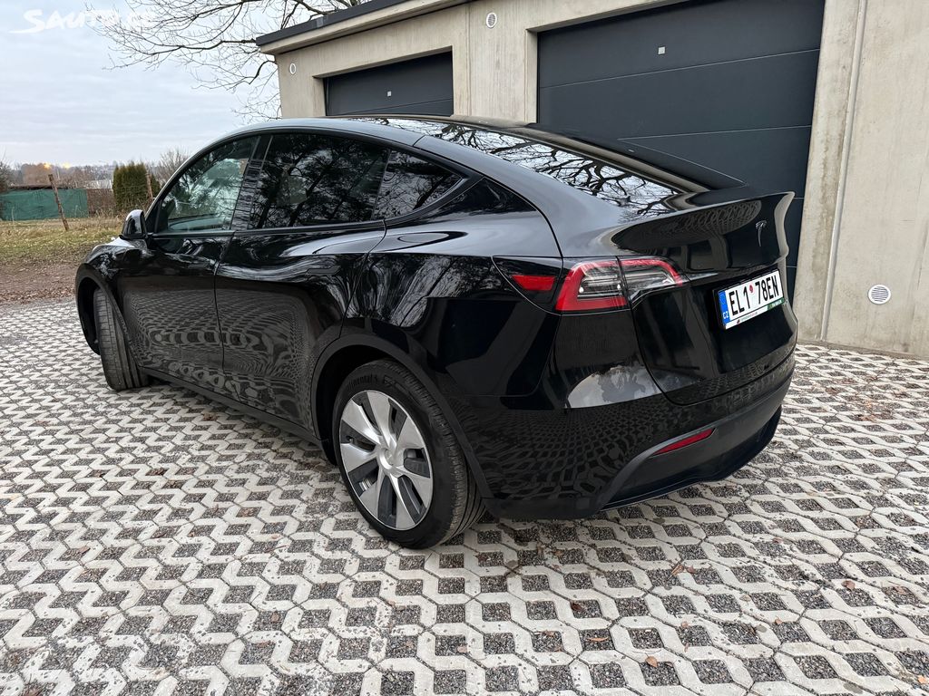 Tesla Model Y Long Rande (LR), SoH 89 %, DPH | Sauto.cz