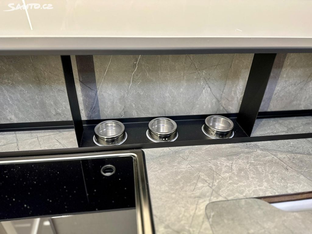 Forster Ostatní Louissiana 140/8AT | Sauto.cz