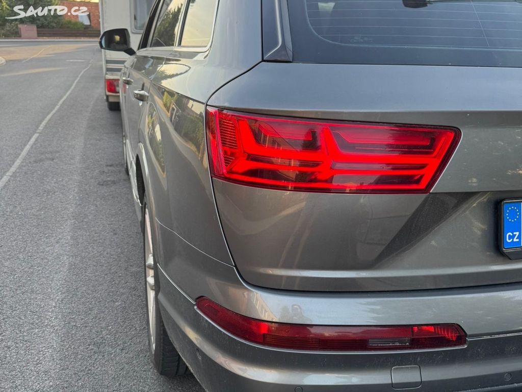 Audi Q7 Audi Q7 3.0 TDI quattro S-line | Sauto.cz