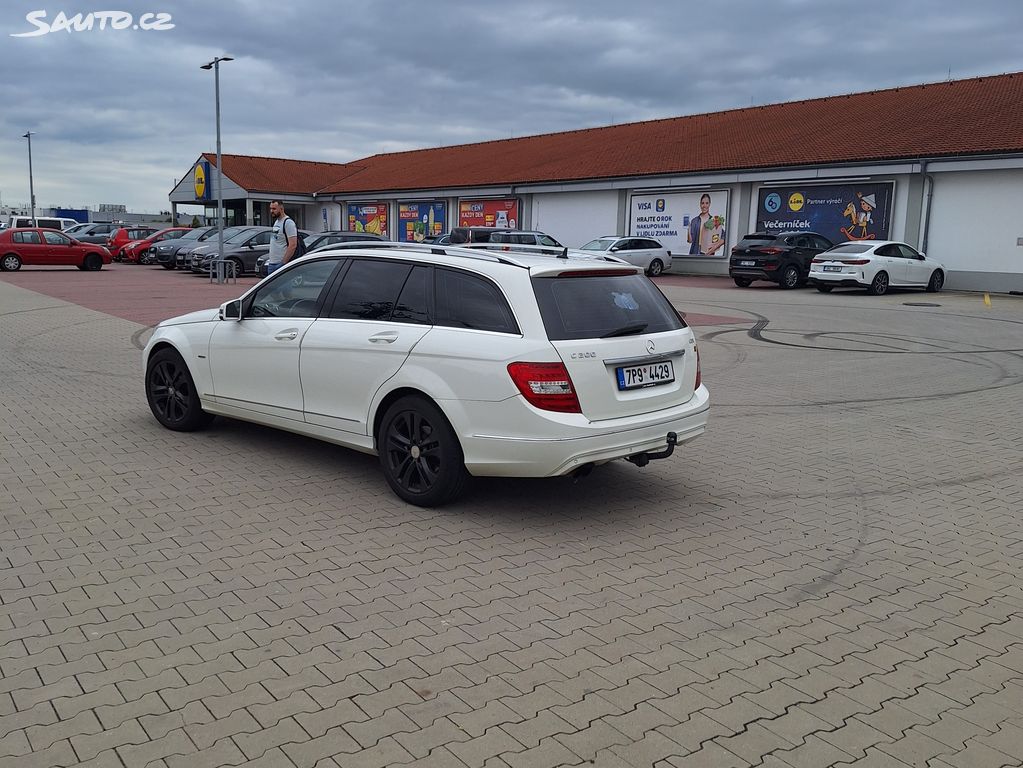 Mercedes-Benz Třídy C 2.1d | Sauto.cz