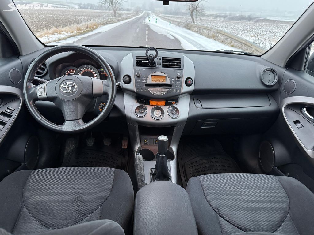 Toyota Rav4 Toyota RAV4 2.0 VVT-i 112kw | Sauto.cz