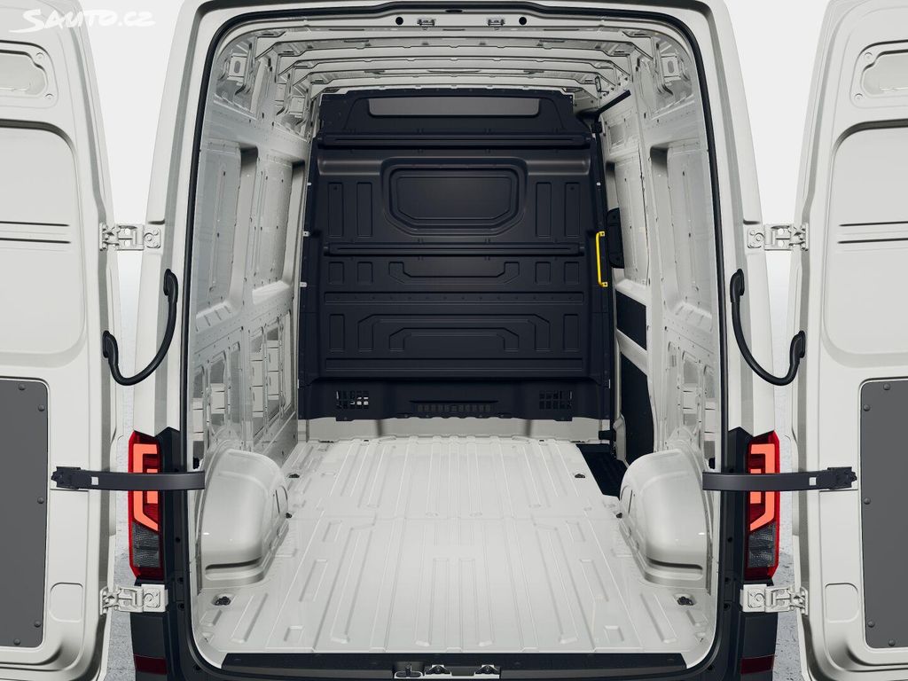 Volkswagen Crafter 35 103kW 6G FWD SR | Sauto.cz