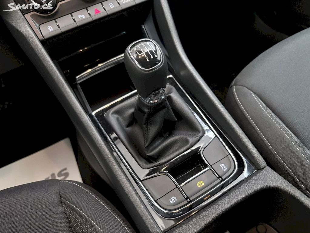 Škoda Karoq FRESH 1.5TSI/110kW 6MP - tažné | Sauto.cz