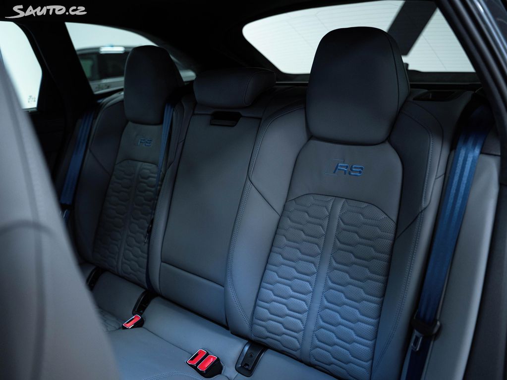 Audi RS6 Perf EXCL*PPF*EVENT*ABT*720PS | Sauto.cz