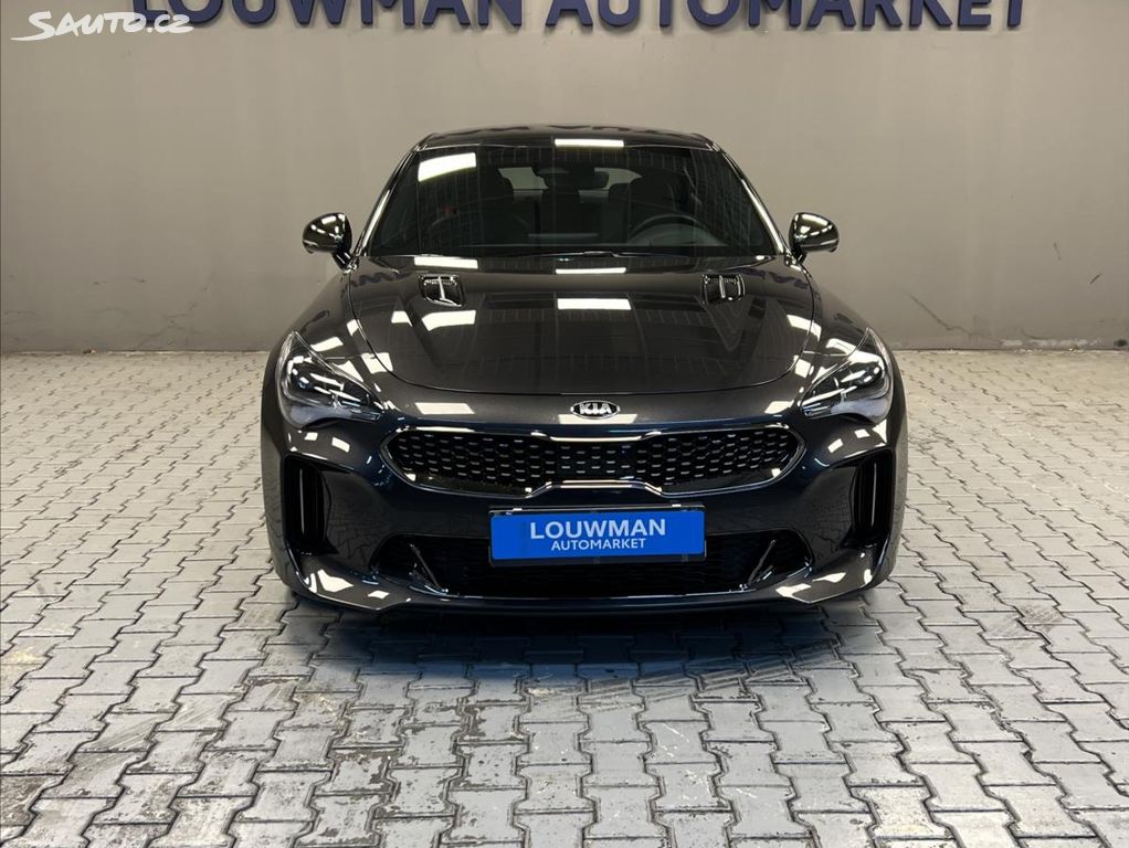 Kia Stinger 3,3 V6 T-GDI Auto 4x4 | Sauto.cz