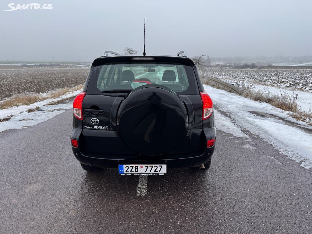 Toyota Rav4 Toyota RAV4 2.0 VVT-i 112kw | Sauto.cz