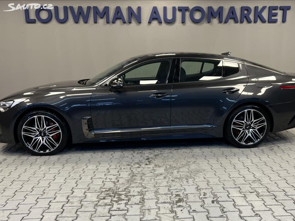 Kia Stinger 3,3 V6 T-GDI Auto 4x4 | Sauto.cz
