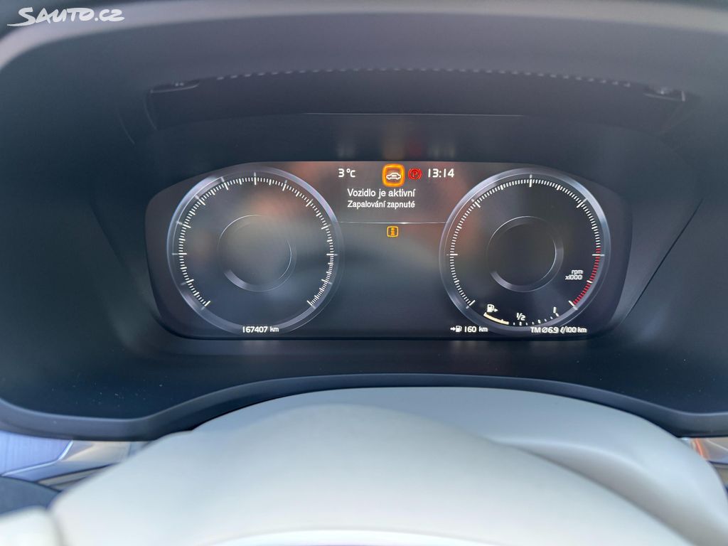 Volvo V60 Volvo V60 D4 AWD Momentum | Sauto.cz