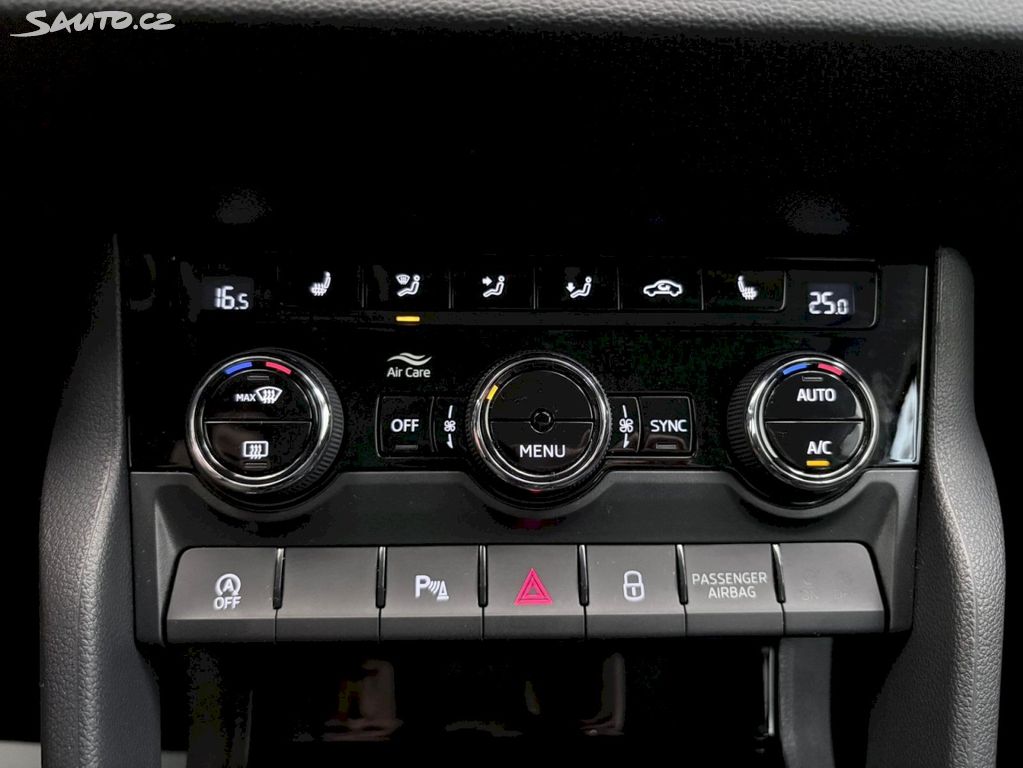 Škoda Karoq FRESH 1.5TSI/110kW 6MP - tažné | Sauto.cz