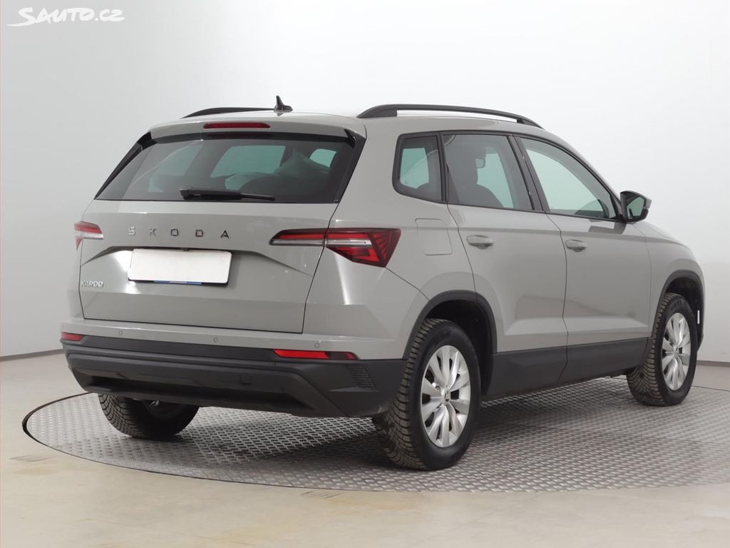 Škoda Karoq 1.5 TSI, Fresh | Sauto.cz