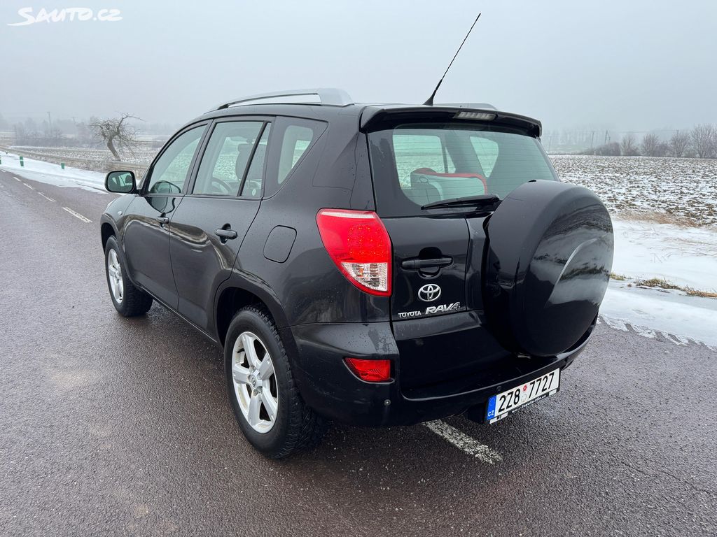 Toyota Rav4 Toyota RAV4 2.0 VVT-i 112kw | Sauto.cz