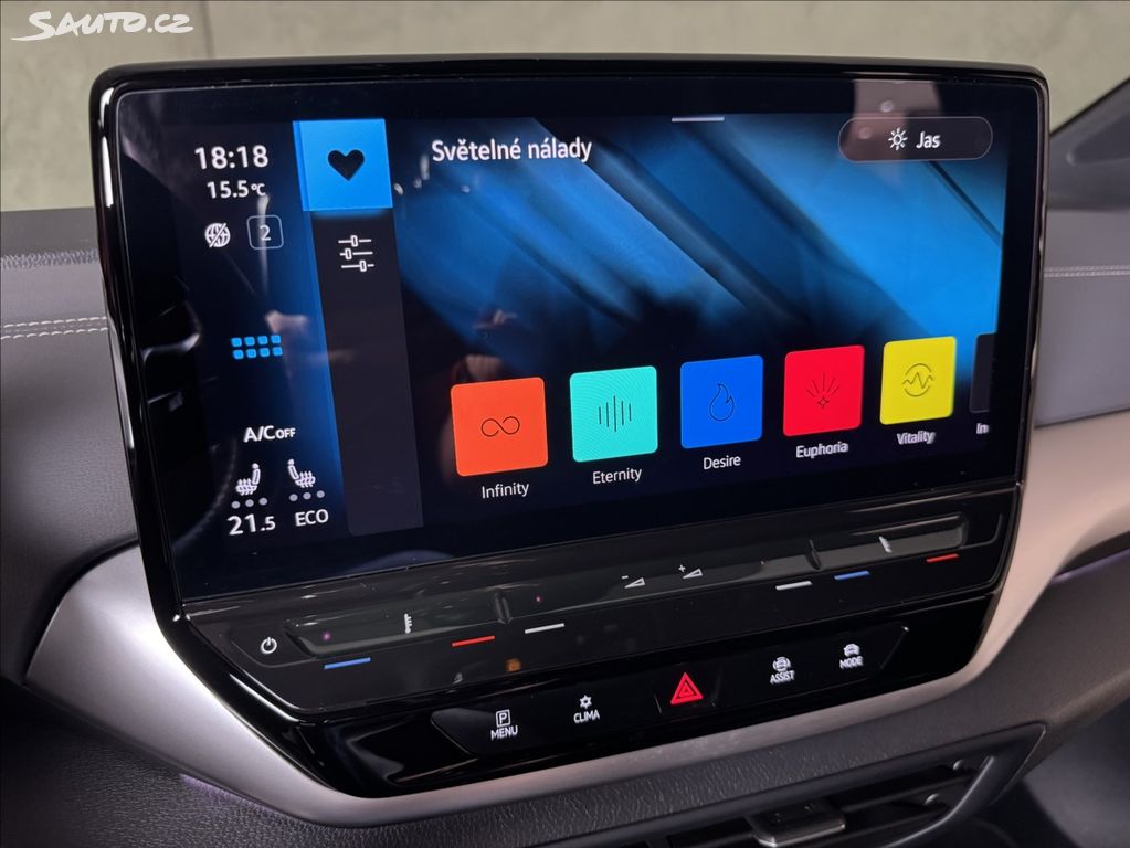 Volkswagen ID.5 Pro 150kW Perfor Matrix 3D LED | Sauto.cz