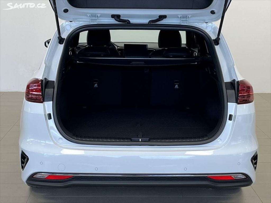 Kia Cee´d SW Kia Ceed SW CD 1,5 T-GDi GPF… | Sauto.cz