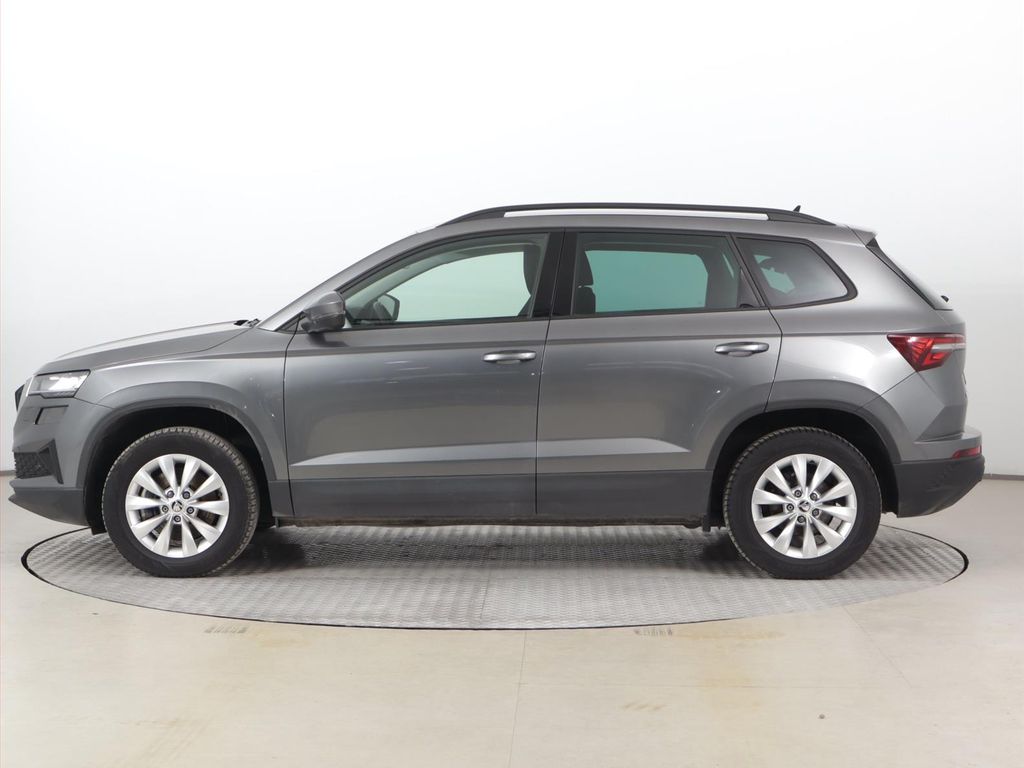 Škoda Karoq 1.5 TSI, Fresh, Serv.kniha | Sauto.cz