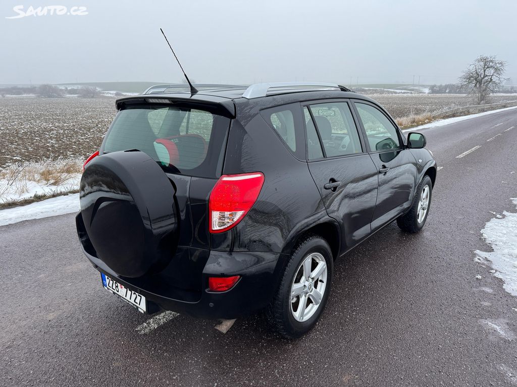Toyota Rav4 Toyota RAV4 2.0 VVT-i 112kw | Sauto.cz