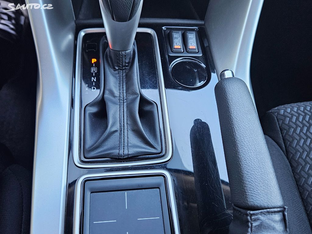 Mitsubishi Eclipse Cross 1.5 T-MIVEC 120kW AUTOMATIK | Sauto.cz