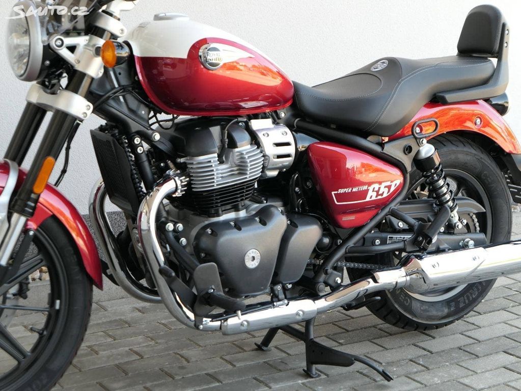 Royal Enfield Ostatní Super Meteor 650 Celestial Red | Sauto.cz