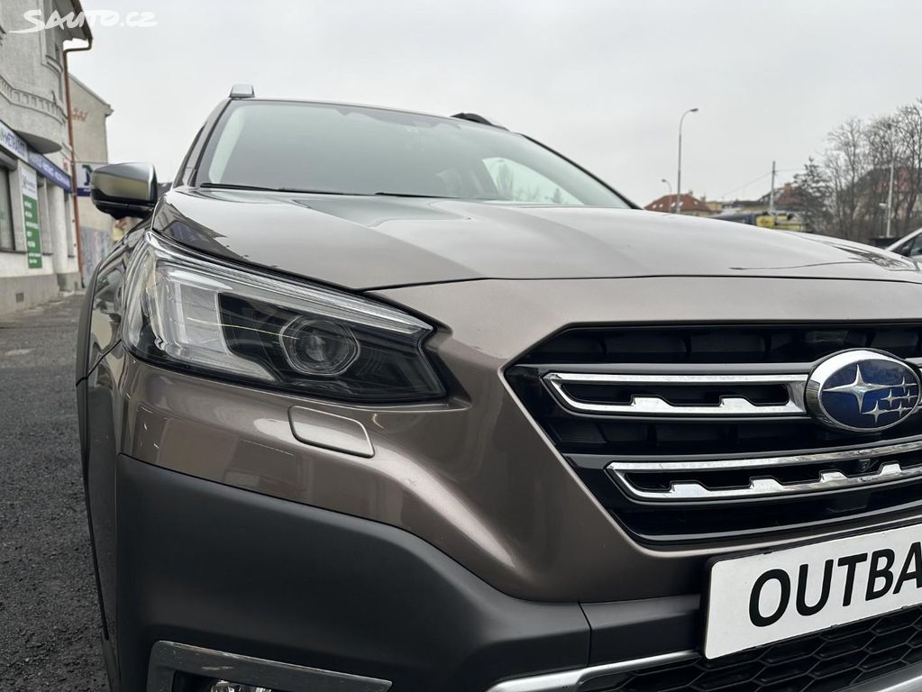Subaru Outback 2.5i-T Touring - černá MR 2021 | Sauto.cz