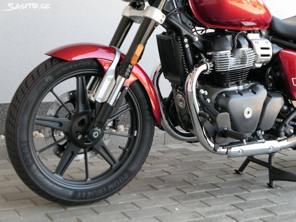 Royal Enfield Ostatní Super Meteor 650 Celestial Red | Sauto.cz